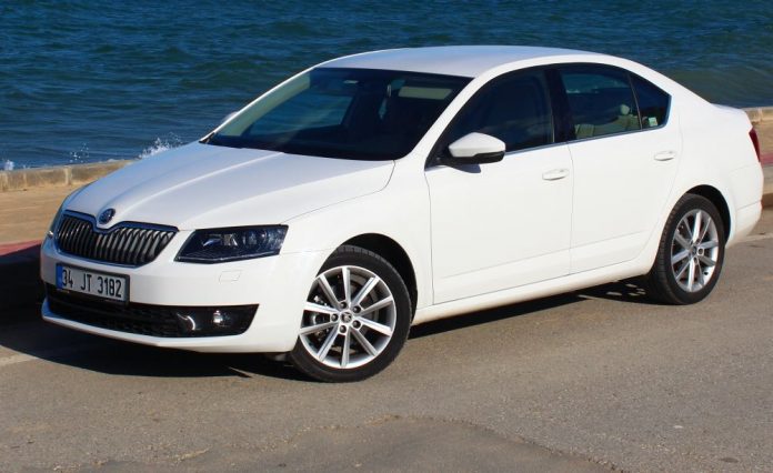 Yeni Skoda Octavia 1.6 TDI test sürüşü, yorum ve sürüş izlenimi ...