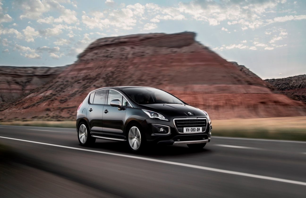 Peugeot 3008 yenilendi! Makyajlı 2014 model 3008 kaç para? - ototest.tv